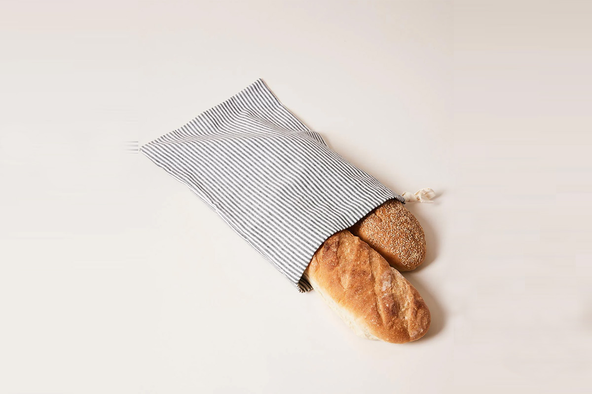 10 Easy Pieces: Bread Bags - Remodelista