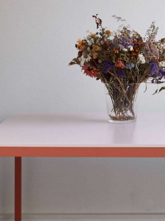 10 Easy Pieces: Dining Tables with Powder Coated Bases - Remodelista ...