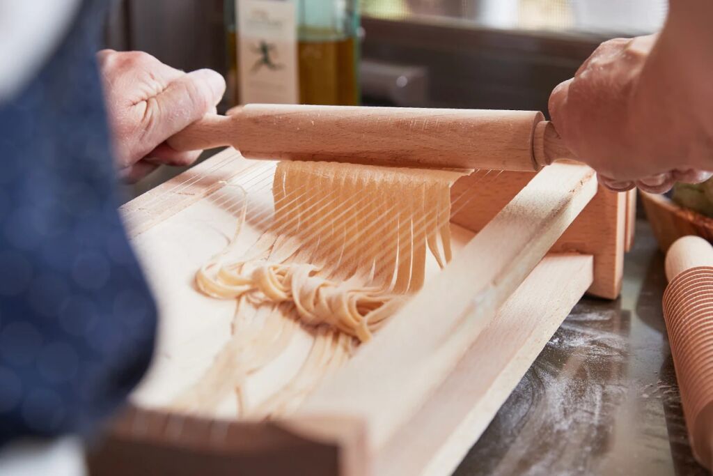Old-School Pasta-Making Tools, for Cooking Like an Italian Grandma ...