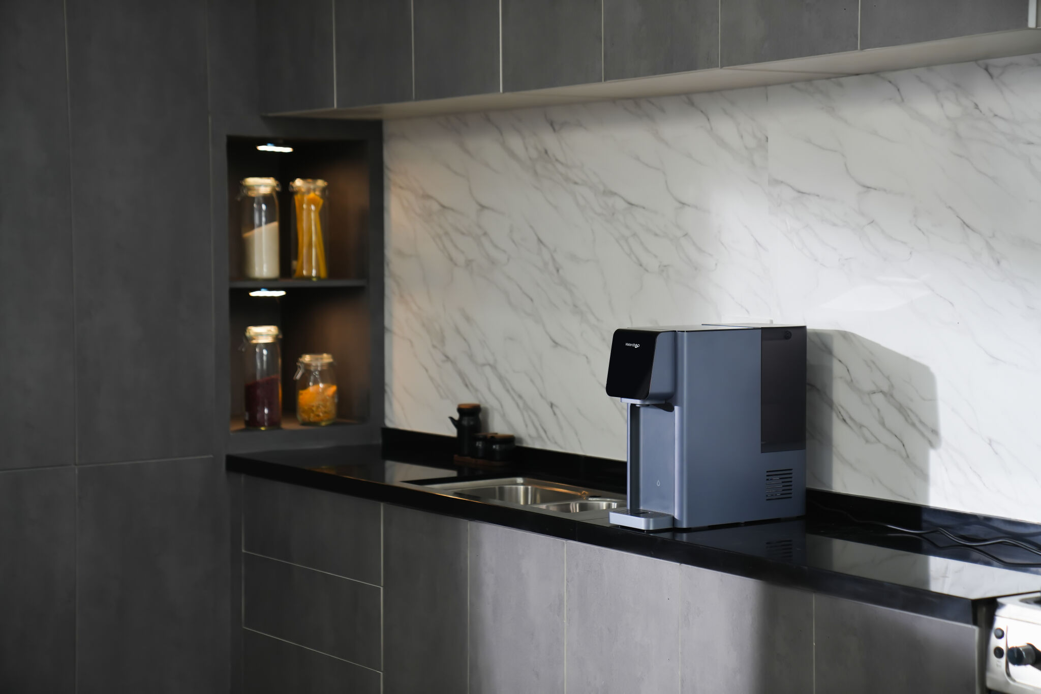 Waterdrop Countertop Water Filtration Dispenser—and a Remodelista ...