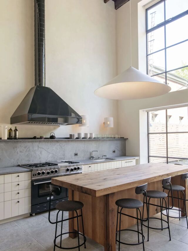 Trend Alert: 7 Oversized, Sculptural Kitchen/Dining Pendants ...