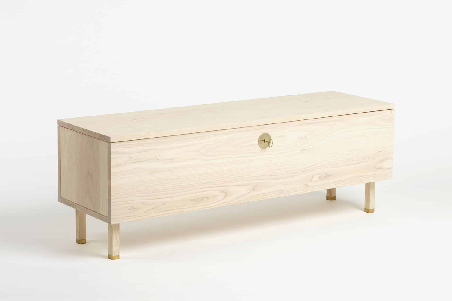 10 Best Wooden Blanket Chests for Storage: 10 Easy Pieces