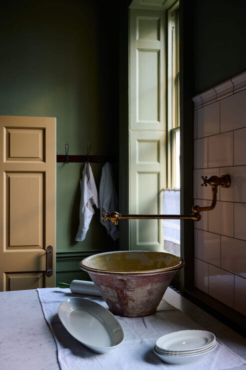 Kitchen of the Week: 7 Design Ideas to Steal from deVOL's Bath Showroom ...