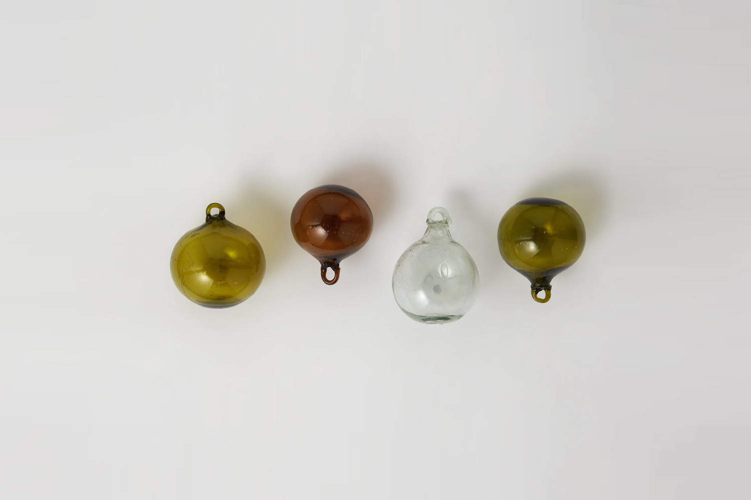 The 10 Best Classic Glass Bauble Christmas Ornaments for the Holidays