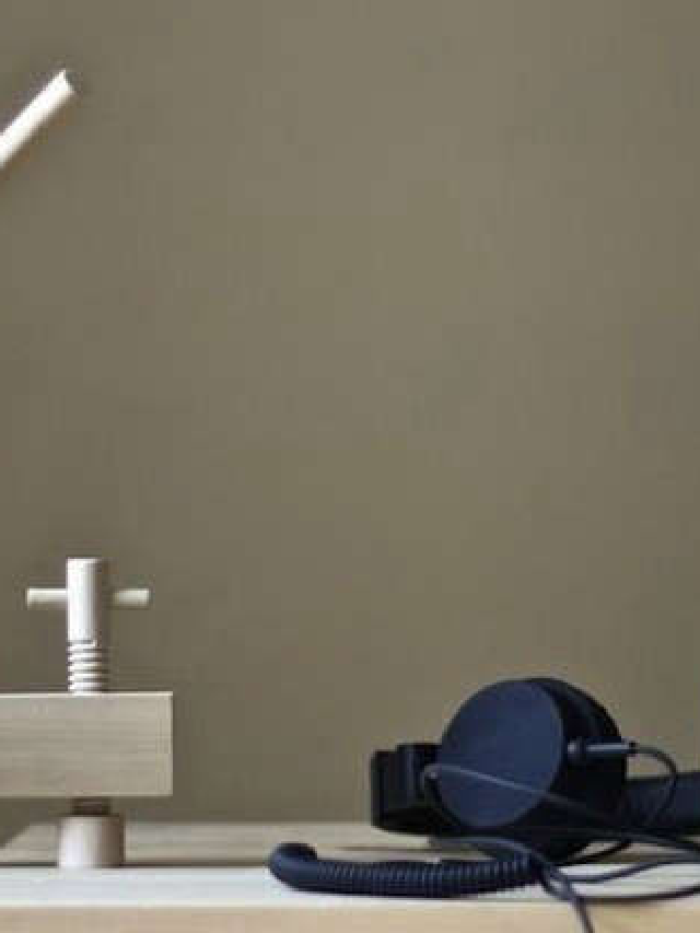 A Tree-Shaped Table Clamp for Clearing Clutter - Remodelista Web Story ...