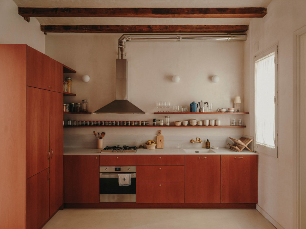 Eixample Apartment Renovation by Conti, Cert in Barcelona