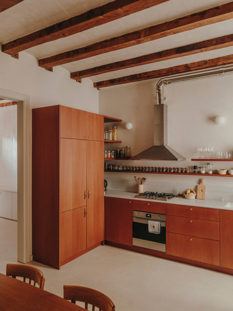 Eixample Apartment Renovation by Conti, Cert in Barcelona