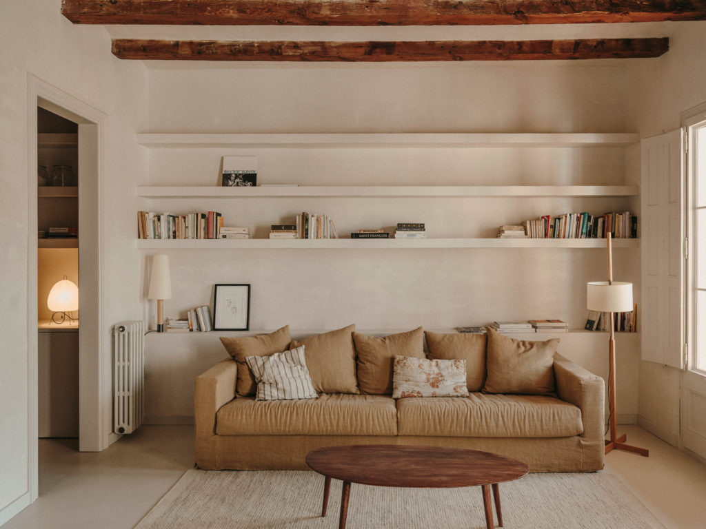 Eixample Apartment Renovation by Conti, Cert in Barcelona