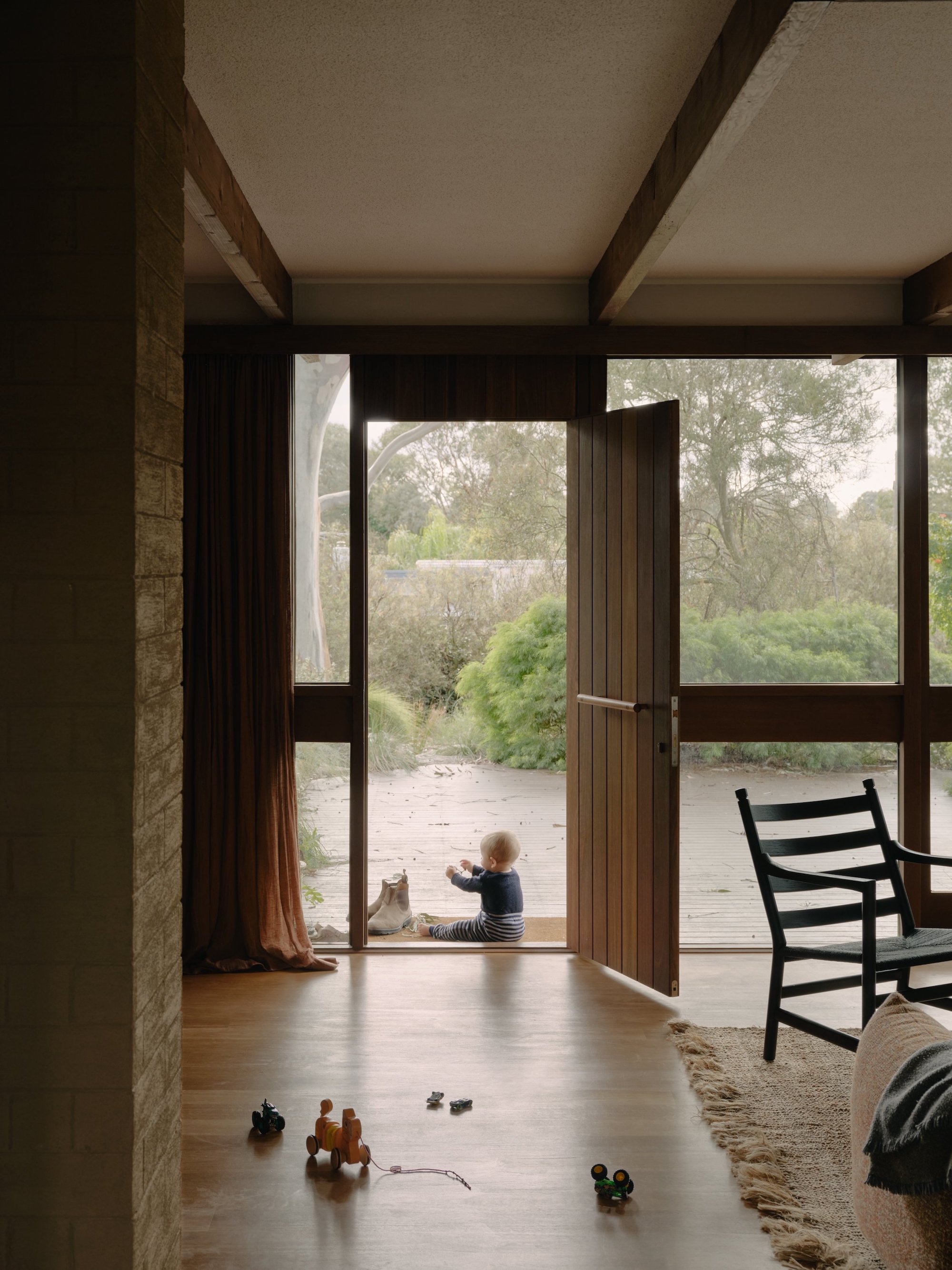 Monty Sibbel: A Sustainable Renovation by Nuud Studio