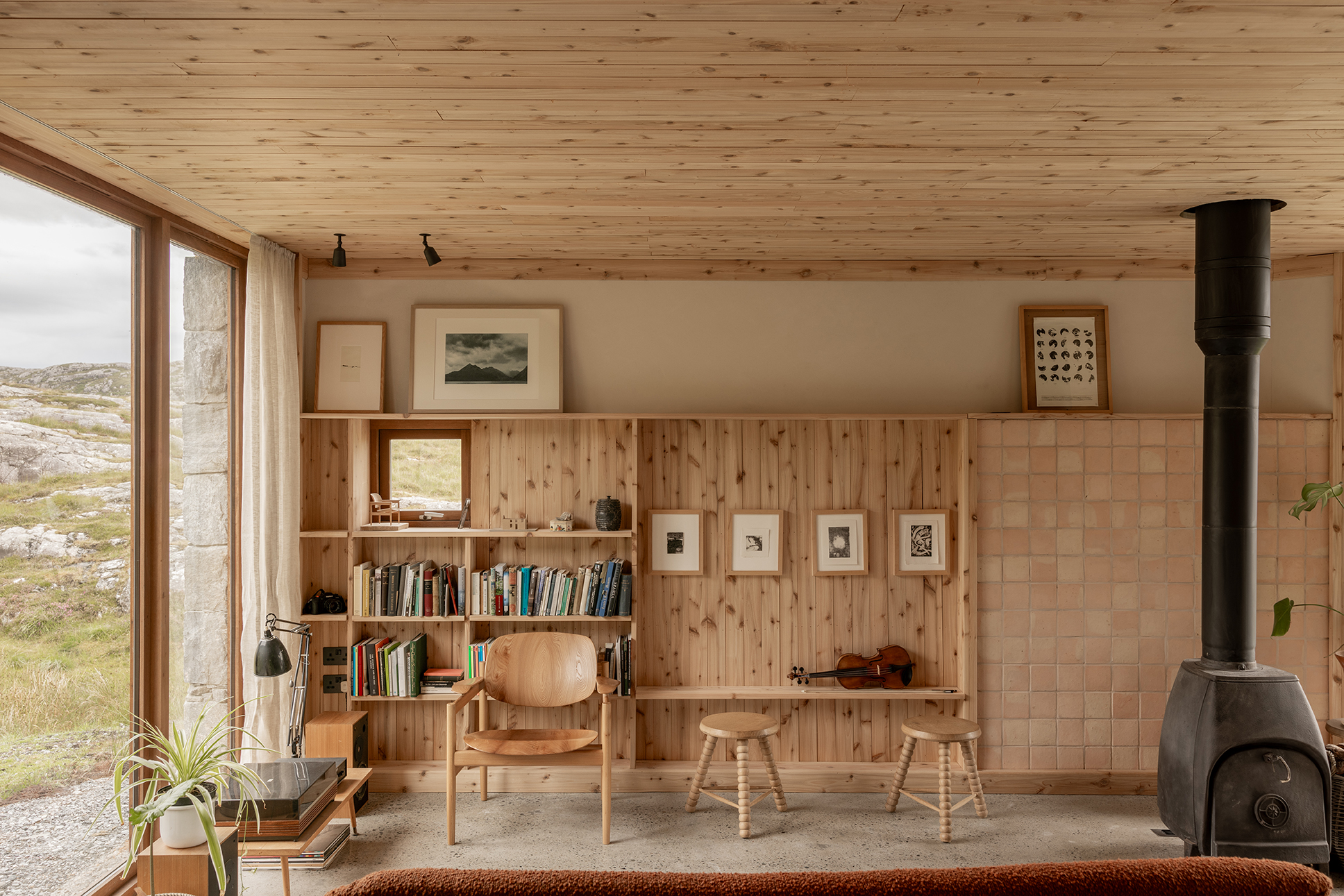 Izat Arundell's Modernist Stone Cottage in Scotland's Outer Hebrides