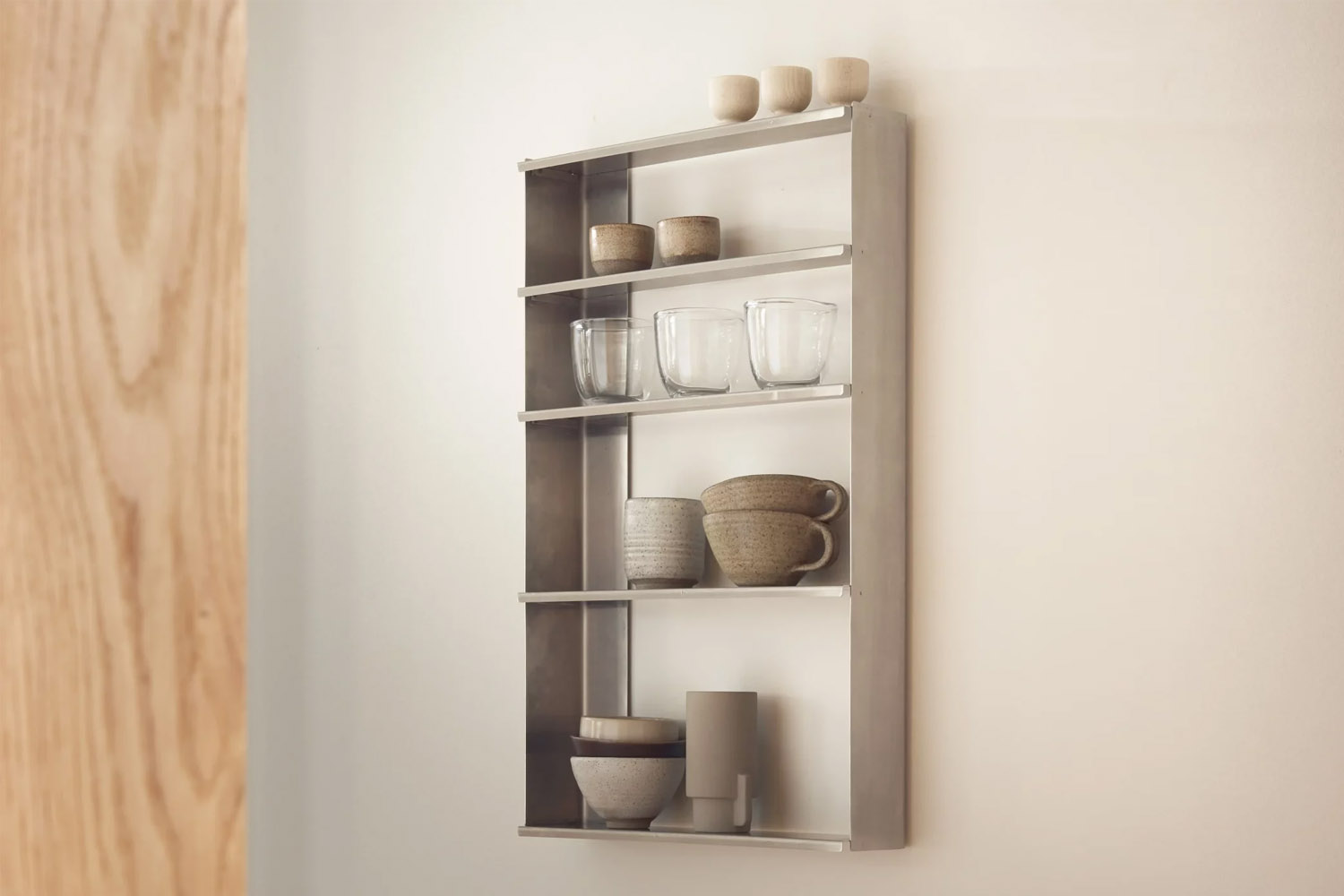 Best Sleek Wall-Mounted Metal Shelves: 10 Easy Pieces