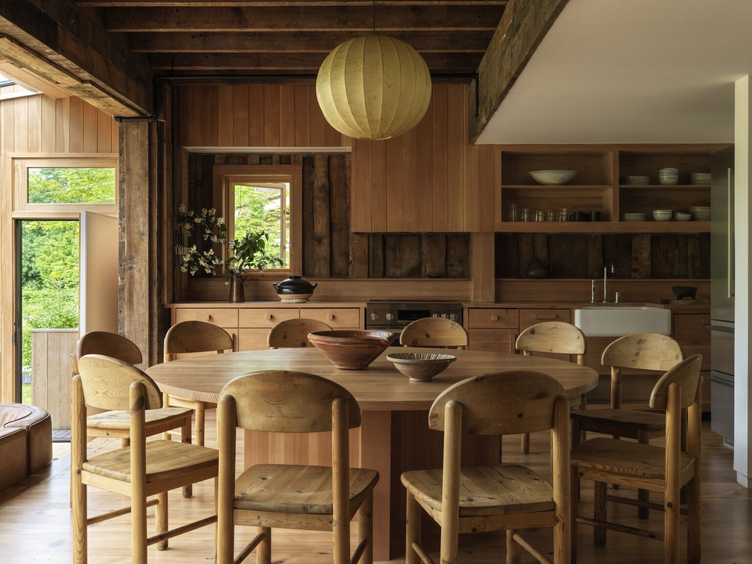 A New Douglas Fir Kitchen in an Old House: Tourists Welcome's New ...