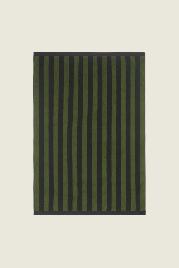 Editors' Picks: The 10 Best Striped Summer Beach Towels - Remodelista