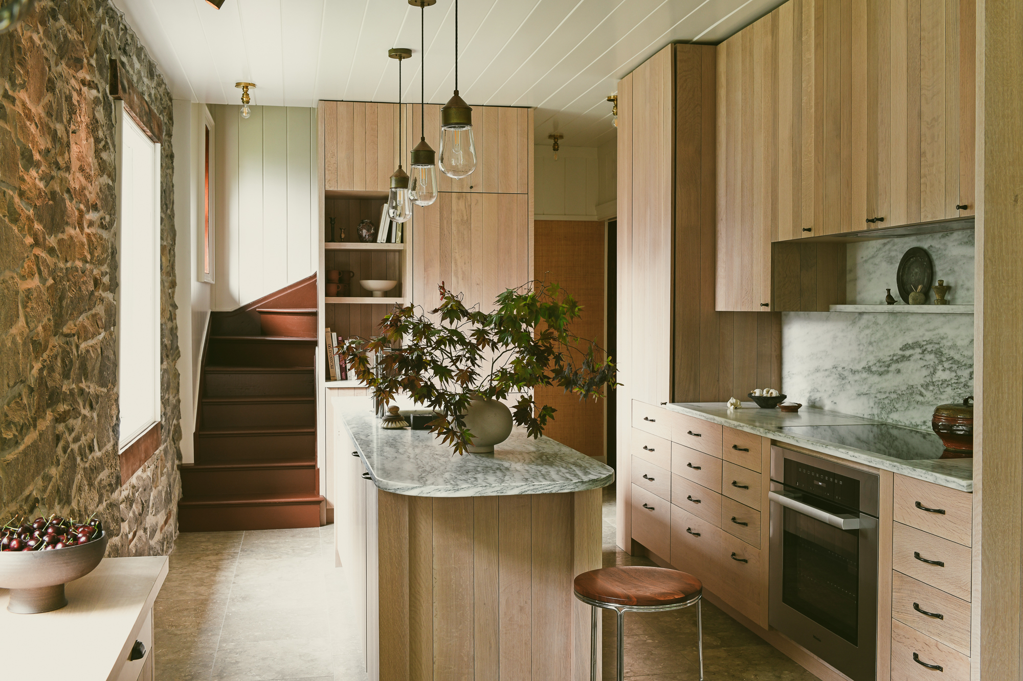 Inside an Earthy Kitchen in the Suburbs of Pittsburgh