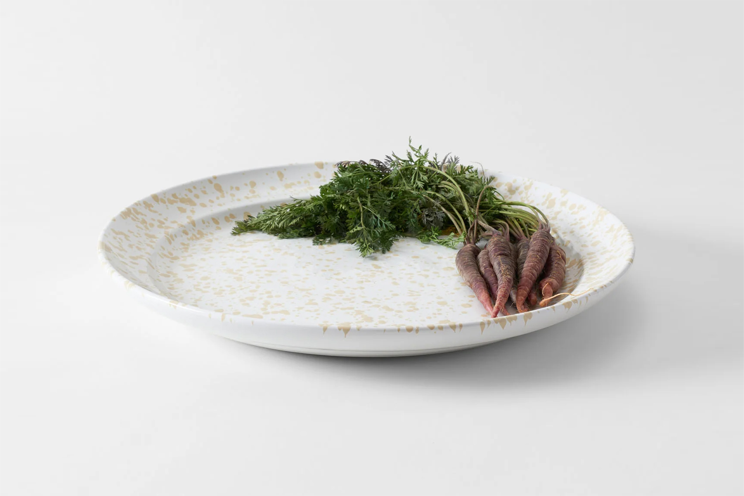 10 Easy Pieces: Simple Ceramic Serving Platters - Remodelista