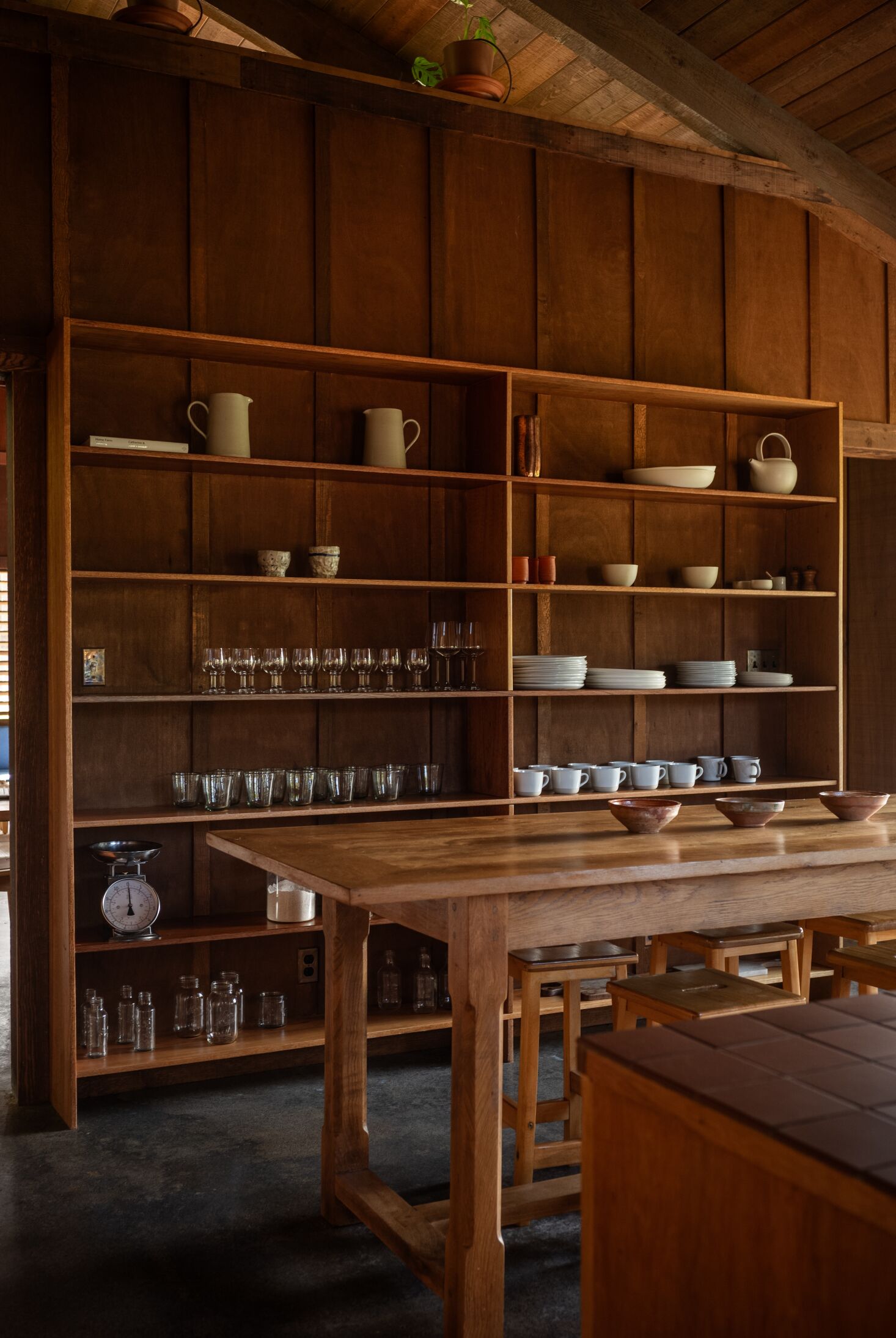 Inside a Hawaiian Modernism House Remodel by Designer Beatrice Faverjon