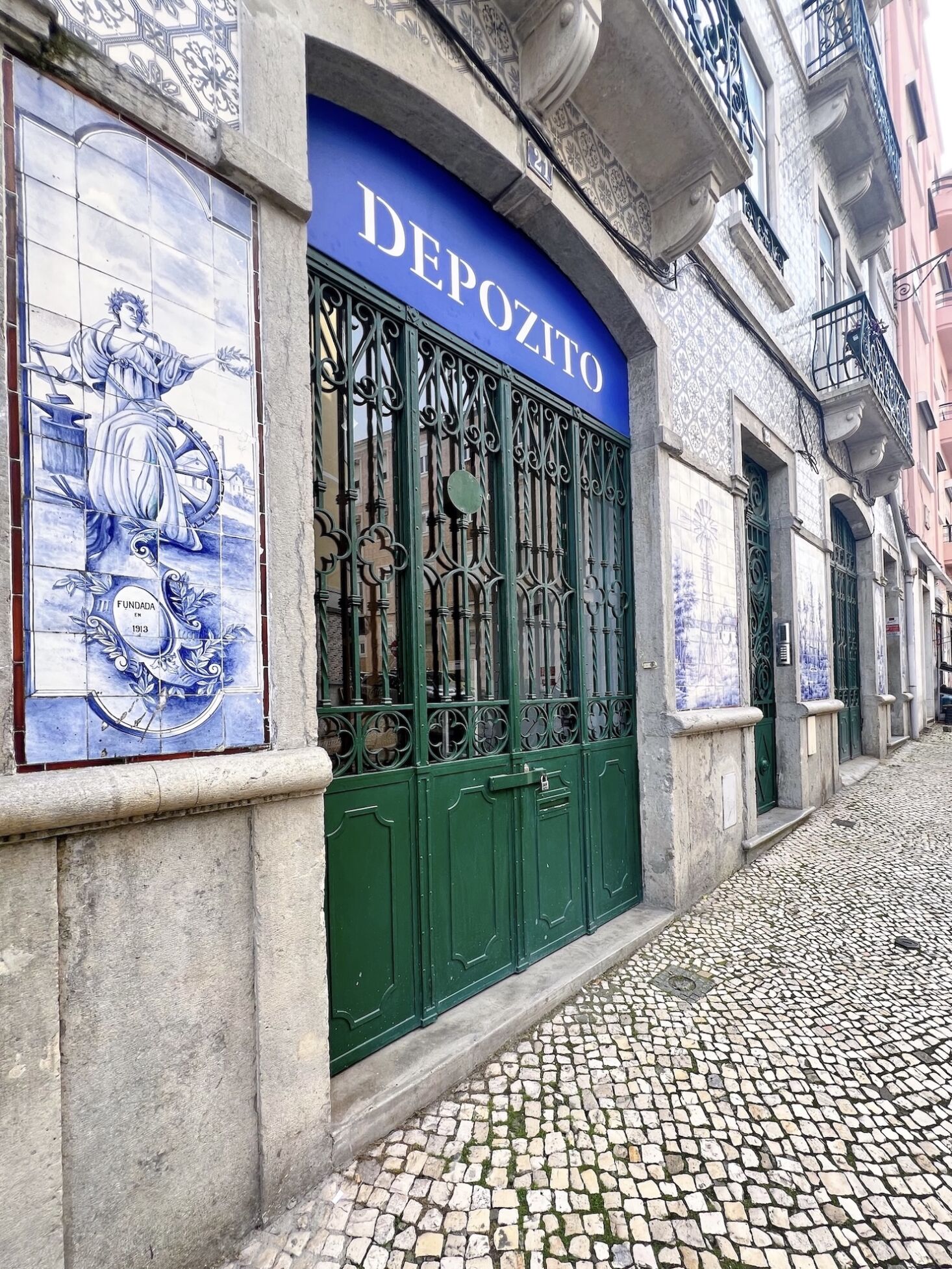 A Retailer Showcasing Conventional and Modern Portuguese Design - Decor ...