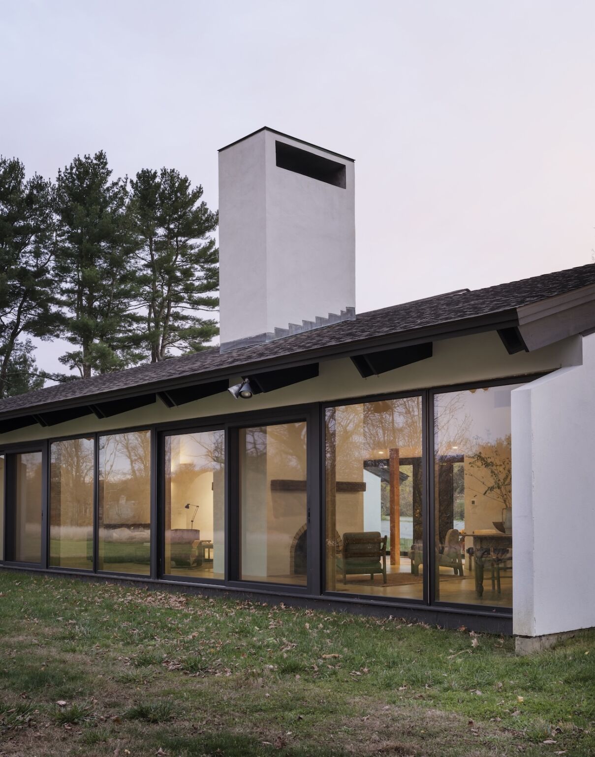 An Elegant Update of a 1970s House in Katonah, NY, by TBo Architects